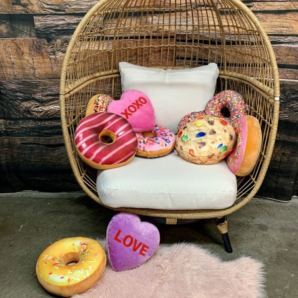 Make a Scene | Theme Party Decor and Prop Rentals