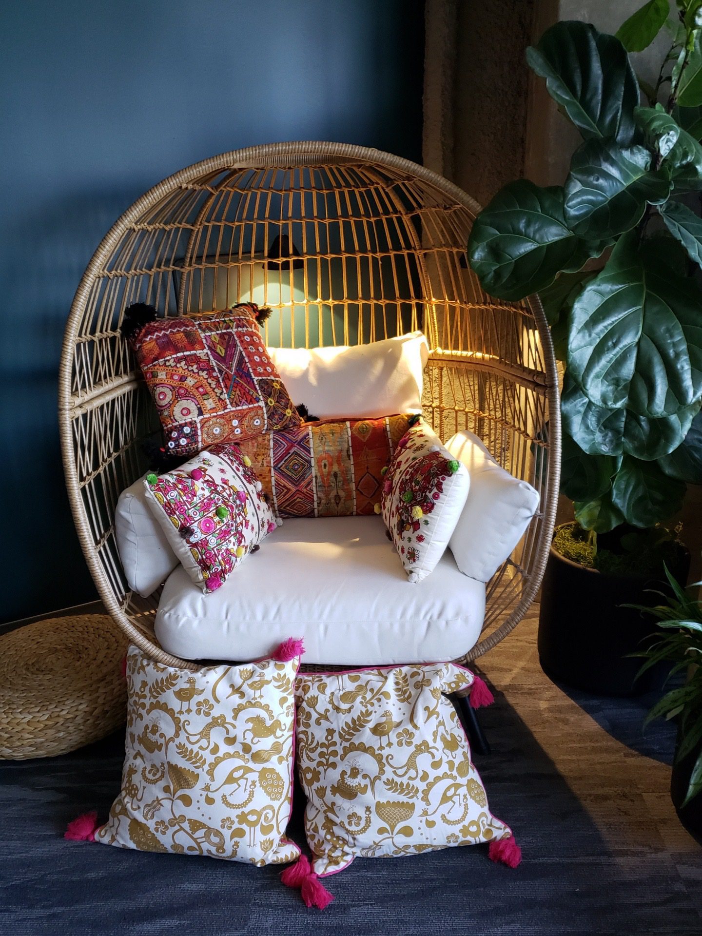 Throne – Bamboo | Make a Scene